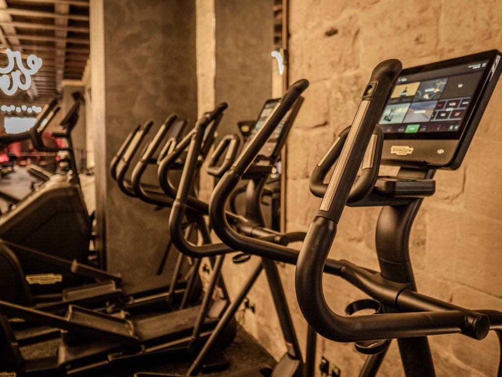 Facilities – Mythos